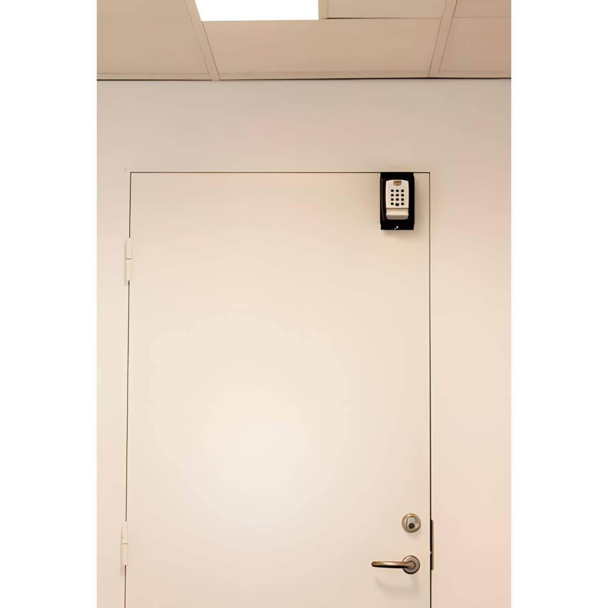 Siso key safe with keypad, 62 x 100 x 26.5 mm incl. protective cover ...